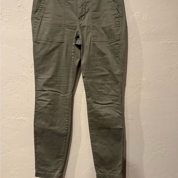 CAbi | Pants & Jumpsuits | Cabi Green Cargo Pants With Tapered Fit And ...